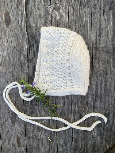Ravelry: Modern Classic Baby Bonnet pattern by Kirsten Holloway