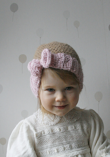 Ravelry: Pippa bow hat pattern by Muki Crafts
