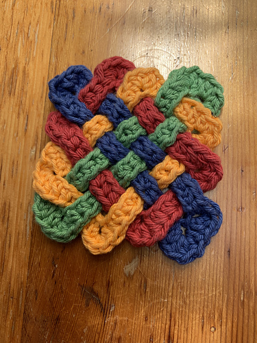 Ravelry: Worsted Celtic Coasters pattern by Rainbow Junkie