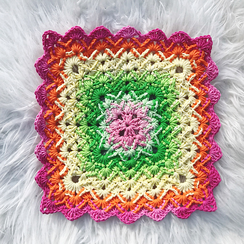 Ravelry: Fading Waves pattern by My Jogeland