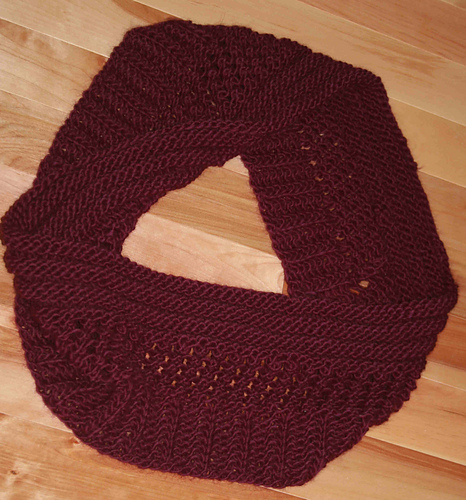 Ravelry: Layer Cake Loop pattern by steepndeep's Designs