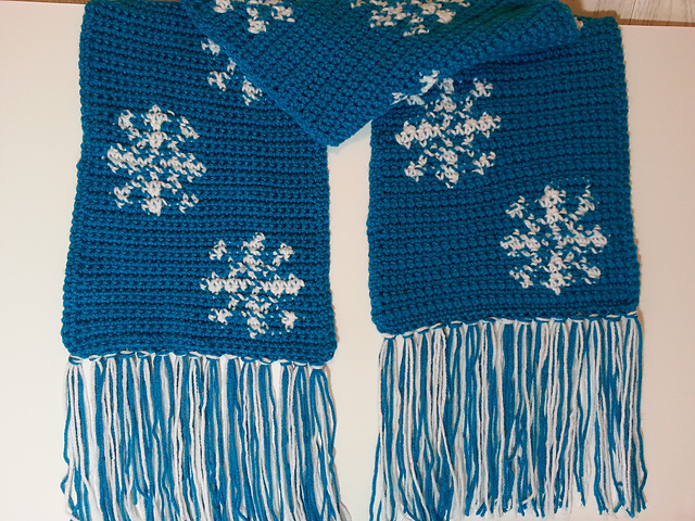 Ravelry: Snowflake Scarf pattern by Kathleen Allie