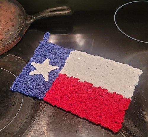 Ravelry: Texas Flag Potholder pattern by Lisa Ferrel