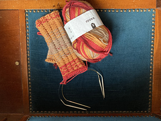 Ravelry: nanalb's Lambing Mitts for K