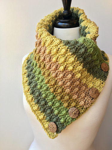 Ravelry: Falling Leaves Cowl pattern by Tonya Bush