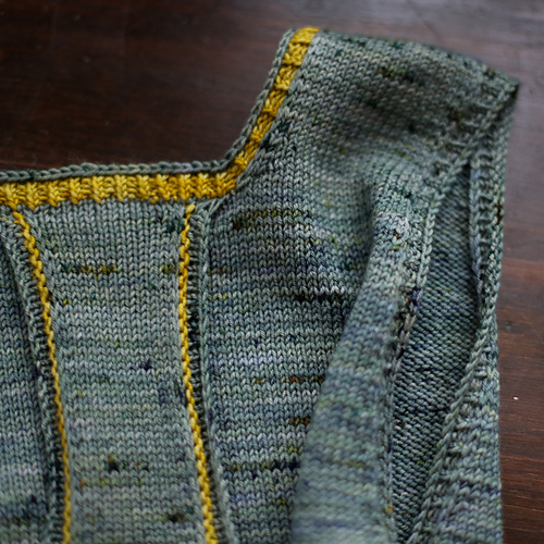 Ravelry: KAWA Sweater pattern by Beatrice Mase