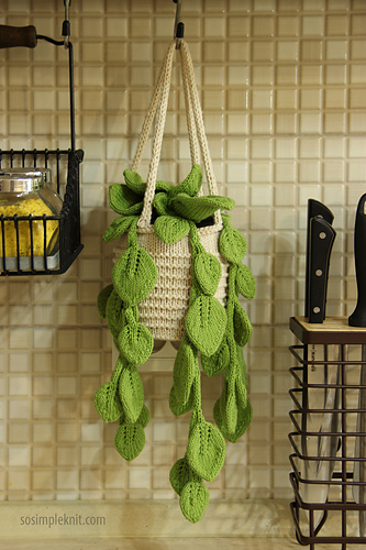 Ravelry: Knitted Pothos Hanging Plant pattern by Natalya Savchenkova