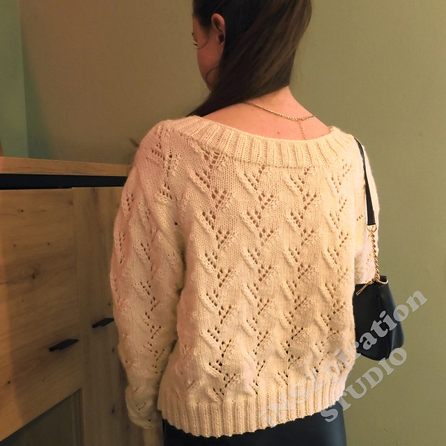 Ravelry: "Signs of spring" pullover pattern by Natalia Gresz