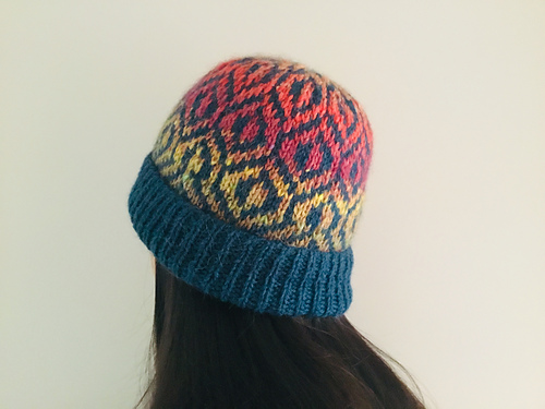 Ravelry: Medallion Toque pattern by Elizabeth Lubowitz