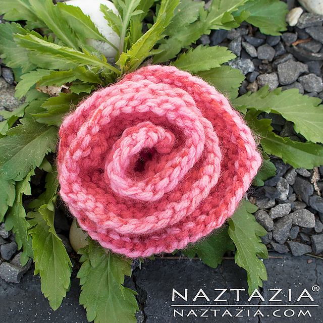 Ravelry: Rolled Rose pattern by Naztazia