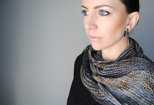 Ravelry: Diaemus pattern by Lisa Mutch