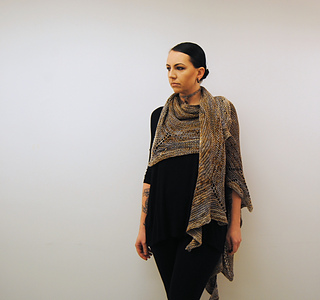 Ravelry: Czarina pattern by Lisa Mutch