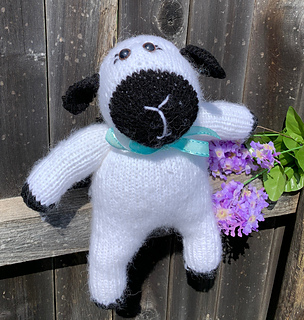 Ravelry: Soft Sheep Toy pattern by Frugal Knitting Haus
