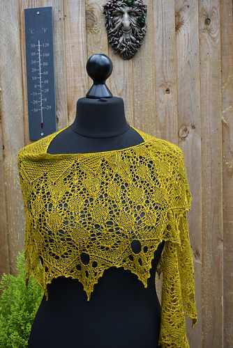 Ravelry: Danse Macabre pattern by Boo Knits