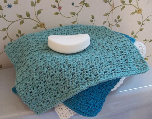 Ravelry: Pretty Little Shells pattern by Deborah Ellis