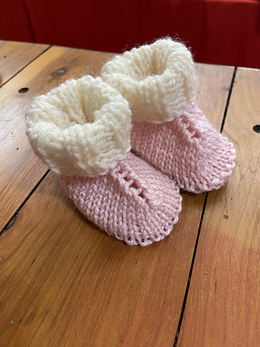 Ravelry: Baby Hug Boots pattern by marianna mel