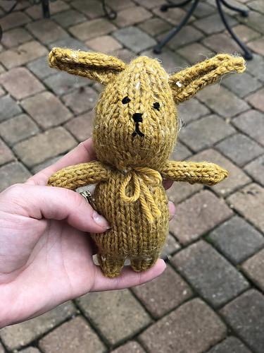 Ravelry: Easter Bunny pattern by The Knit Guru