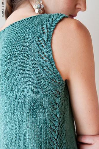 Ravelry: Laresca pattern by Corrina Ferguson