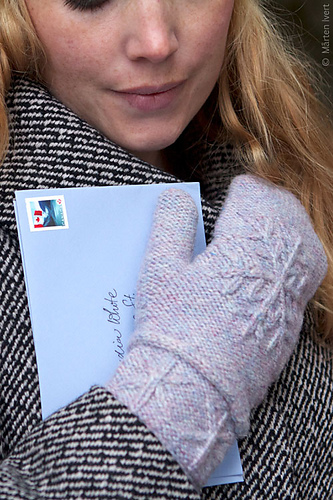 Ravelry: Let It Snow pattern by Caroline Levander