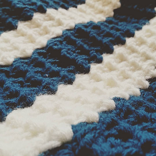 Ravelry: Marshmallow Crochet Baby Blanket pattern by Kristen Mangus