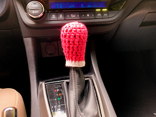 Ravelry: Gear Shift Cover pattern by Emily Netherland