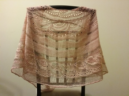 Ravelry: Chain Link Shawl pattern by Iris Schreier