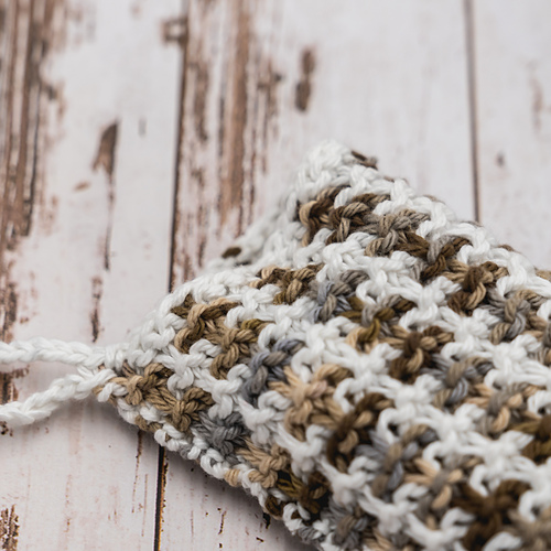Ravelry: Scrubby Stripes Washcloth pattern by Shelby Nichols