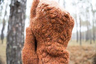Ravelry: Harvest gloves pattern by Anna Radchenko | WoollyWood Design