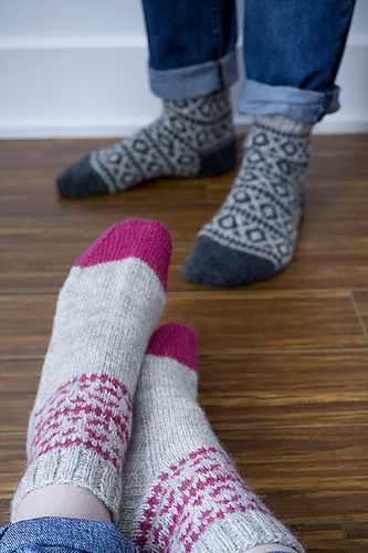 Ravelry: Be My Valentine socks set pattern by Anna Radchenko