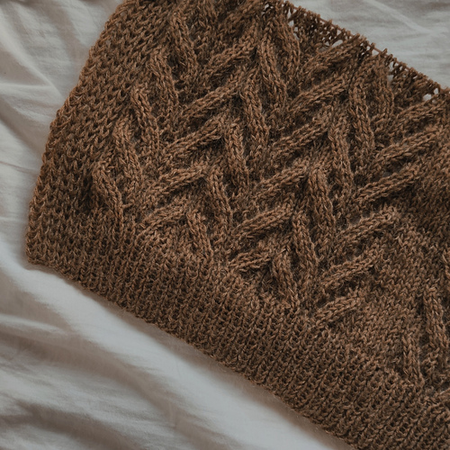 Ravelry: Monna Lisa Cardigan pattern by Knittles Creations