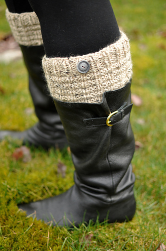 Ravelry: Waffle Knit Boot Cuffs pattern by Nona Davenport