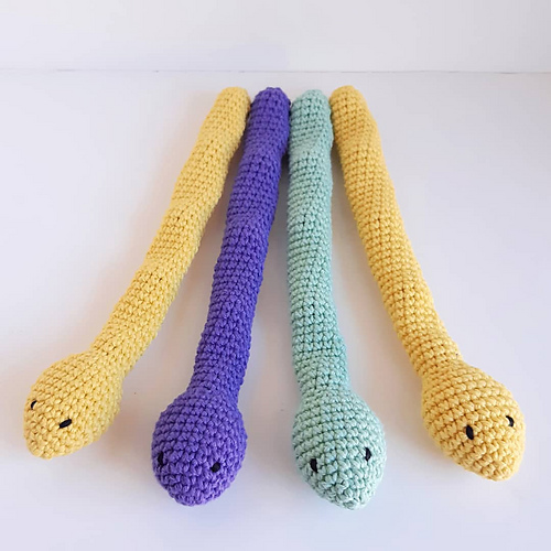 Ravelry: Fidget Snake pattern by Muriel Davies