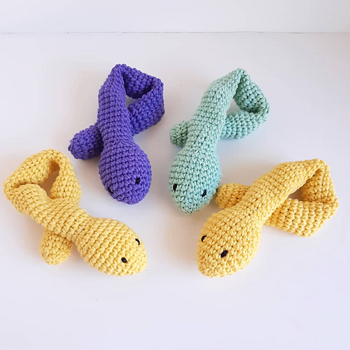 Ravelry: Fidget Snake pattern by Muriel Davies
