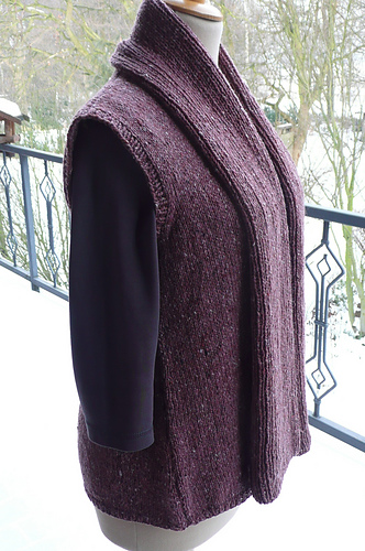 Ravelry: Wide Collar Vest pattern by Jo Sharp