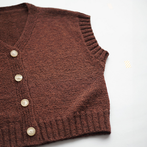 Ravelry: V Neck Chokki pattern by Noriko Ichikawa