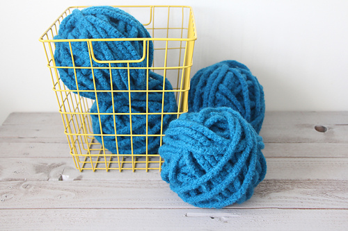 Ravelry: Wool rope pouf pattern by Cara Corey