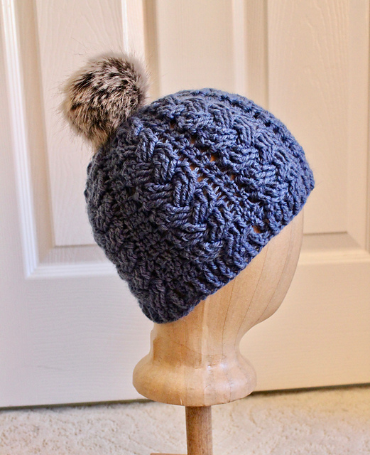 Ravelry: Cobblestone Cable Hat pattern by Noelle Stiles
