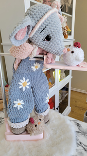 Ravelry: Lil Miss Maisie Mouse pattern by April Chesworth