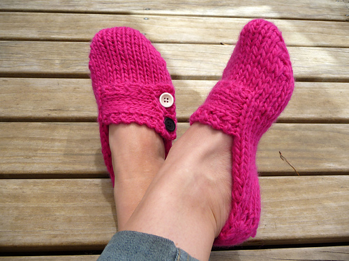 Ravelry: Jade Lee Seamless Slippers pattern by Jade Fletcher