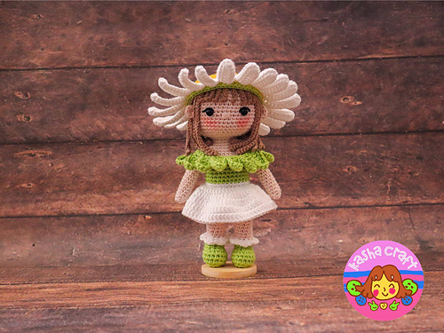 Ravelry: Dean & Della The Daisies pattern by Odinka Wisanindhi