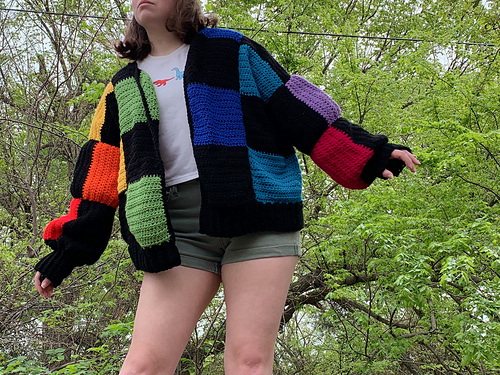 Ravelry: This or That Cardigan pattern by Ariana Berkebile