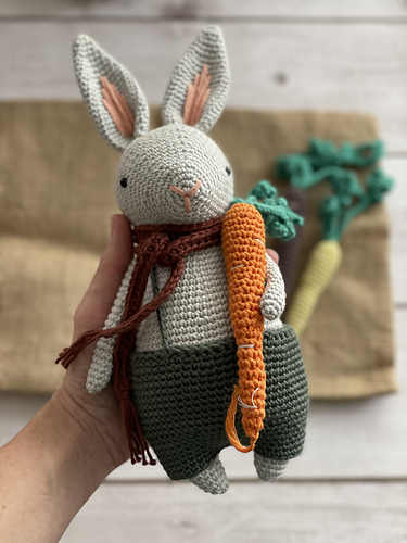 Ravelry: Bunny Rabbit Amigurumi pattern by Lindsey Roe