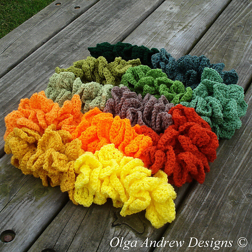 Ravelry: Ruffle spiral scarf 107 pattern by Olga Andrew