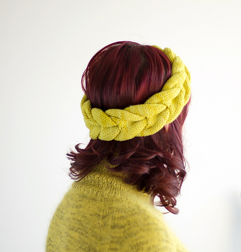 Ravelry: ENTWINE pattern by Olga Buraya-Kefelian