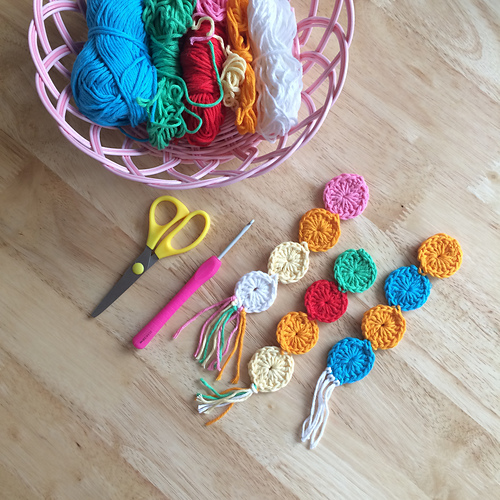 Ravelry: Circle Bookmark pattern by Sherrie Yabsley