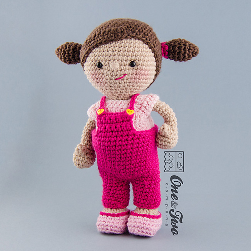 Ravelry: Clothes Set for Little Me Playset pattern by Carolina Guzman