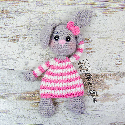 Ravelry: Bo the Bunny Cuddler pattern by Carolina Guzman