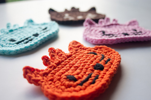 Ravelry: Cat Applique pattern by Carolina Guzman