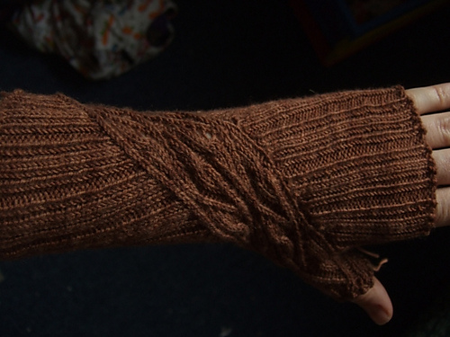 Ravelry: Curlicue pattern by Anna Richardson