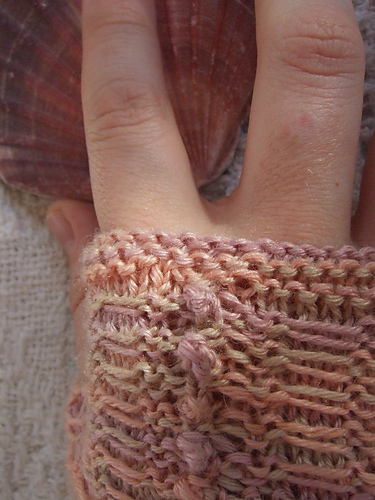 Ravelry: Firefly Collection (Kaylee) - Shiny pattern by Anna Richardson